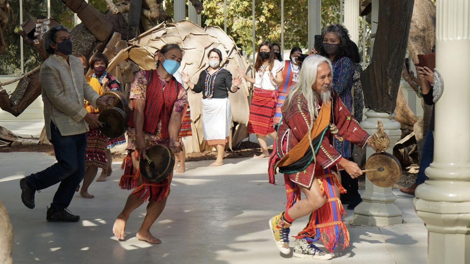 Reflecting ‘Decolonization’ in Kidlat Tahimik’s Crystal Palace Exhibit ...